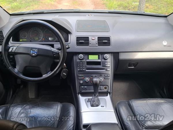 Pelēks Volvo XC90 2008 Tartu, ar dzinēja tilpumu 2.40 L un nobraukumu 560 tūkst. km par 3950 €, foto 9 vietnē AUTOMOTO.COM.LV