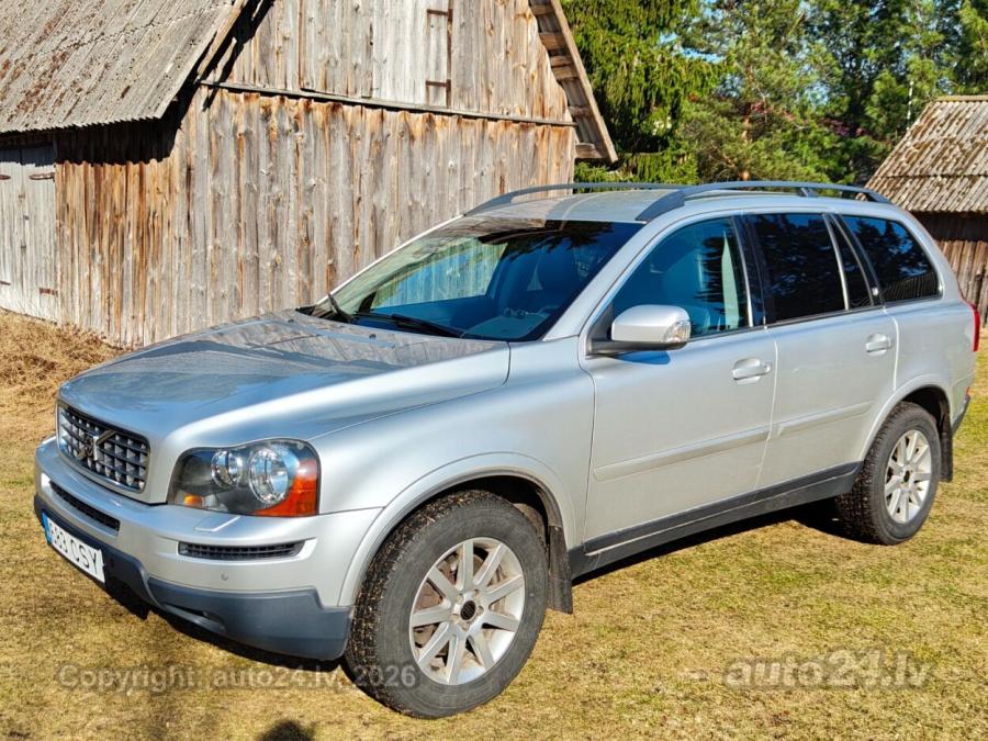 Grey Volvo XC90 2009 in Tallinn, with an engine capacity of 2.40 L and mileage of 273 thousand km for 7700 €, photo 1 on AUTOMOTO.COM.LV