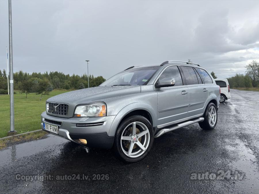 Grey Volvo XC90 2009 in Tallinn, with an engine capacity of 2.40 L and mileage of 277 thousand km for 11500 €, photo 1 on AUTOMOTO.COM.LV