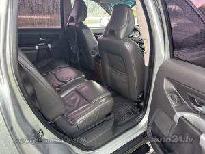 Grey Volvo XC90 2009 in Tallinn, with an engine capacity of 2.40 L and mileage of 277 thousand km for 11500 €, photo 7 on AUTOMOTO.COM.LV
