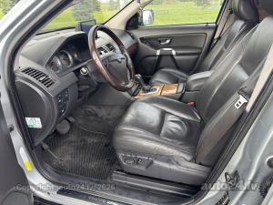 Grey Volvo XC90 2009 in Tallinn, with an engine capacity of 2.40 L and mileage of 277 thousand km for 11500 €, photo 8 on AUTOMOTO.COM.LV