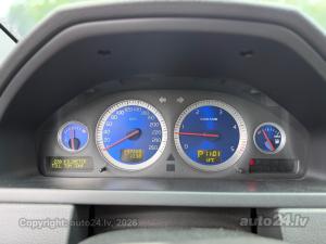 Pelēks Volvo XC90 2010 Kuresāre, ar dzinēja tilpumu 2.40 L un nobraukumu 330 tūkst. km par 9500 €, foto 7 vietnē AUTOMOTO.COM.LV