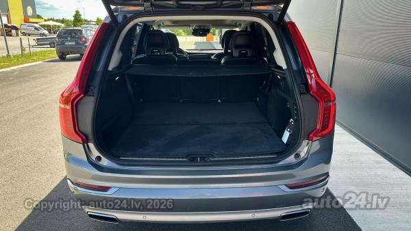 Pelēks Volvo XC90 2016 Kuresāre, ar dzinēja tilpumu 2.00 L un nobraukumu 195 tūkst. km par 27500 €, foto 9 vietnē AUTOMOTO.COM.LV