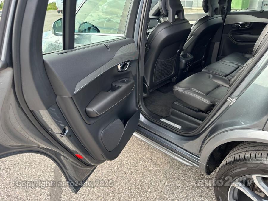 Pelēks Volvo XC90 2016 Tartu, ar dzinēja tilpumu 2.00 L un nobraukumu 162 tūkst. km par 25800 €, foto 13 vietnē AUTOMOTO.COM.LV