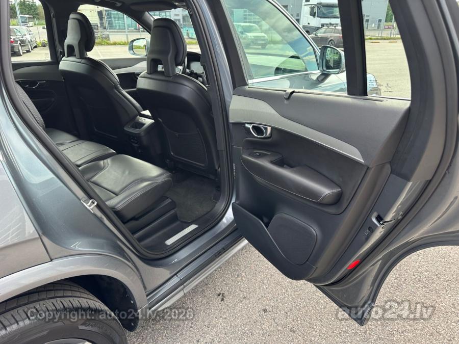 Pelēks Volvo XC90 2016 Tartu, ar dzinēja tilpumu 2.00 L un nobraukumu 162 tūkst. km par 25800 €, foto 20 vietnē AUTOMOTO.COM.LV