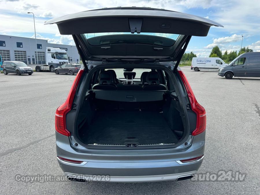 Pelēks Volvo XC90 2016 Tartu, ar dzinēja tilpumu 2.00 L un nobraukumu 162 tūkst. km par 25800 €, foto 25 vietnē AUTOMOTO.COM.LV