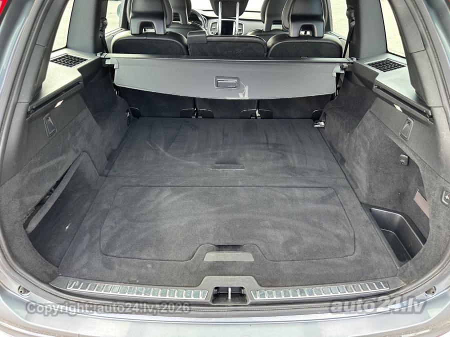 Pelēks Volvo XC90 2016 Tartu, ar dzinēja tilpumu 2.00 L un nobraukumu 162 tūkst. km par 25800 €, foto 26 vietnē AUTOMOTO.COM.LV