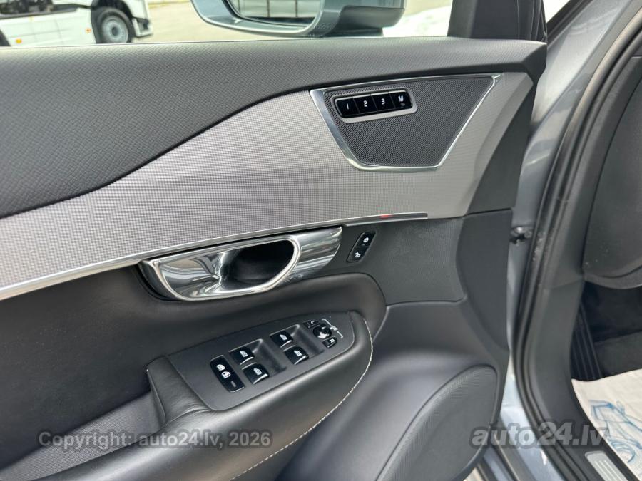 Pelēks Volvo XC90 2016 Tartu, ar dzinēja tilpumu 2.00 L un nobraukumu 162 tūkst. km par 25800 €, foto 28 vietnē AUTOMOTO.COM.LV