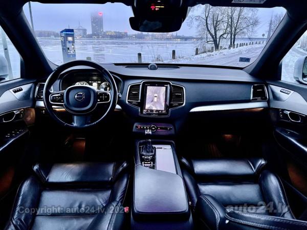Grey Volvo XC90 2017 in Tallinn, with an engine capacity of 2.00 L and mileage of 245 thousand km for 24200 €, photo 10 on AUTOMOTO.COM.LV