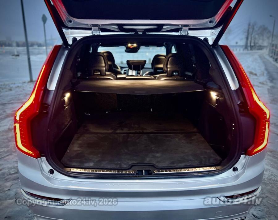 Pelēks Volvo XC90 2017 Tallina, ar dzinēja tilpumu 2.00 L un nobraukumu 245 tūkst. km par 24200 €, foto 25 vietnē AUTOMOTO.COM.LV