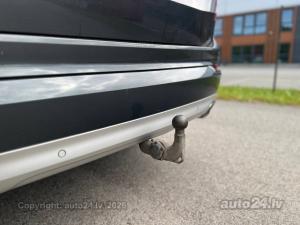 Grey Volvo XC90 2017 in Tallinn, with an engine capacity of 2.00 L and mileage of 200 thousand km for 23990 €, photo 10 on AUTOMOTO.COM.LV