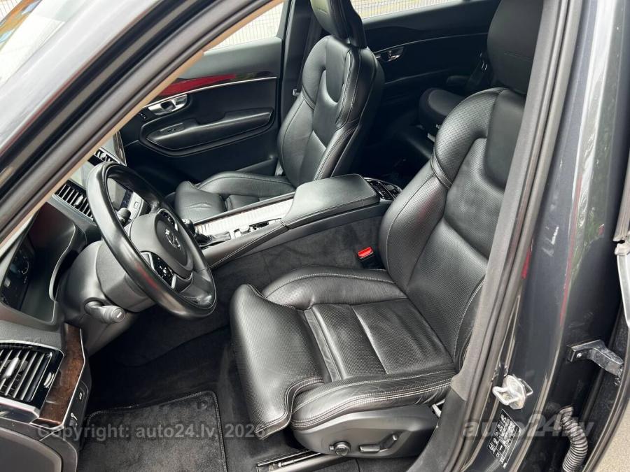 Grey Volvo XC90 2017 in Tallinn, with an engine capacity of 2.00 L and mileage of 200 thousand km for 23990 €, photo 12 on AUTOMOTO.COM.LV
