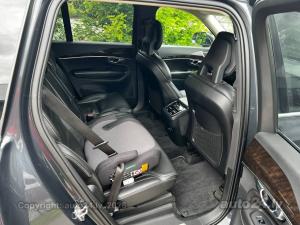 Grey Volvo XC90 2017 in Tallinn, with an engine capacity of 2.00 L and mileage of 200 thousand km for 23990 €, photo 23 on AUTOMOTO.COM.LV