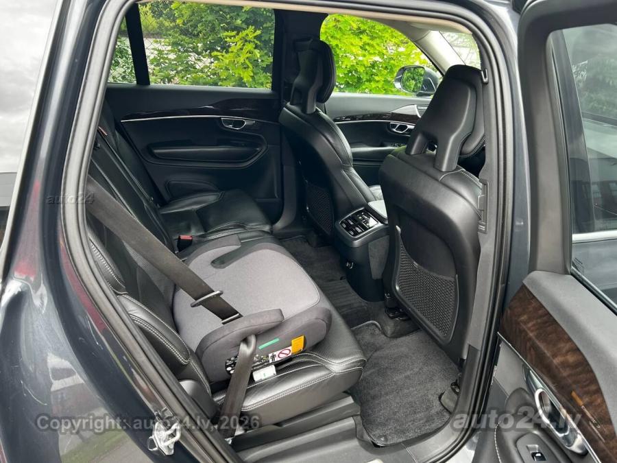Grey Volvo XC90 2017 in Tallinn, with an engine capacity of 2.00 L and mileage of 200 thousand km for 23990 €, photo 23 on AUTOMOTO.COM.LV