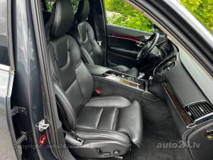 Grey Volvo XC90 2017 in Tallinn, with an engine capacity of 2.00 L and mileage of 200 thousand km for 23990 €, photo 25 on AUTOMOTO.COM.LV