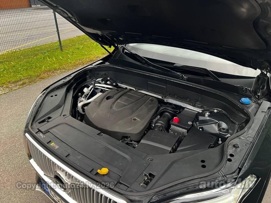 Grey Volvo XC90 2017 in Tallinn, with an engine capacity of 2.00 L and mileage of 200 thousand km for 23990 €, photo 27 on AUTOMOTO.COM.LV