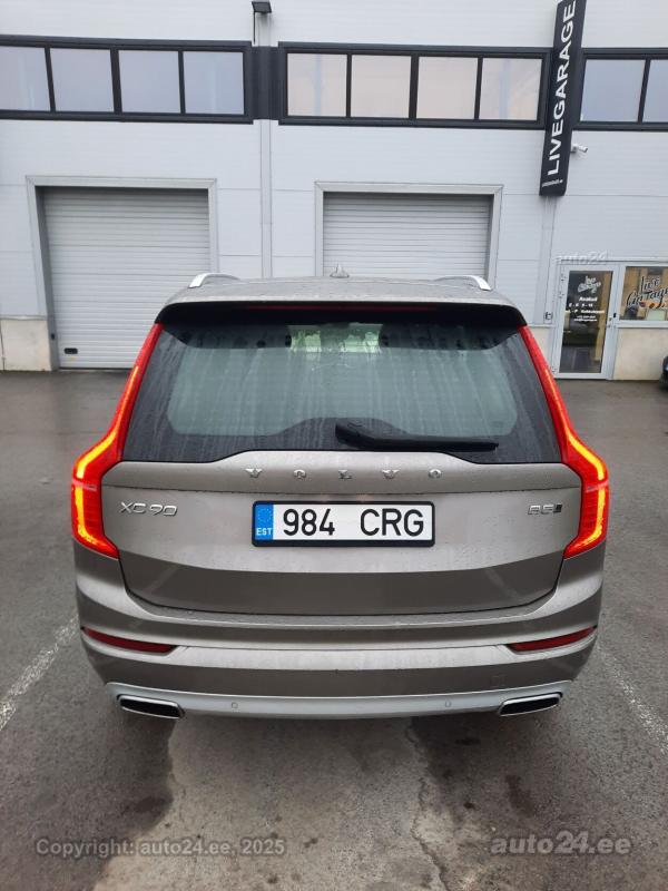 Grey Volvo XC90 2019 in Tallinn, with an engine capacity of 2.00 L and mileage of 93 thousand km for 33500 €, photo 11 on AUTOMOTO.COM.LV