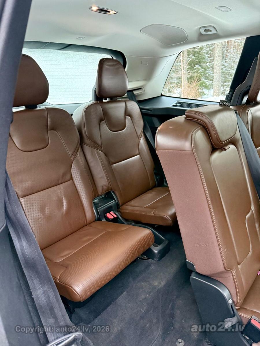 Pelēks Volvo XC90 2019 Tallina, ar dzinēja tilpumu 2.00 L un nobraukumu 172 tūkst. km par 34990 €, foto 17 vietnē AUTOMOTO.COM.LV