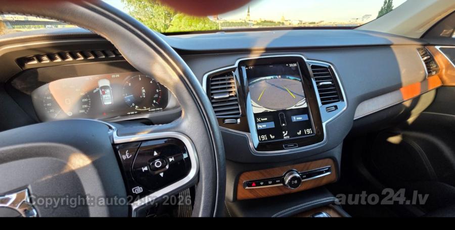 Grey Volvo XC90 2019 in Riga, with an engine capacity of 2.00 L and mileage of 121 thousand km for 32555 €, photo 22 on AUTOMOTO.COM.LV