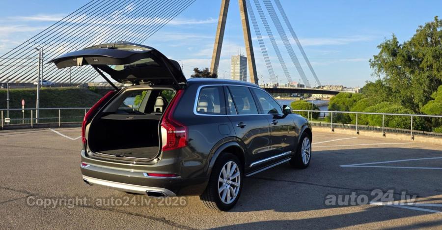 Grey Volvo XC90 2019 in Riga, with an engine capacity of 2.00 L and mileage of 121 thousand km for 32555 €, photo 24 on AUTOMOTO.COM.LV