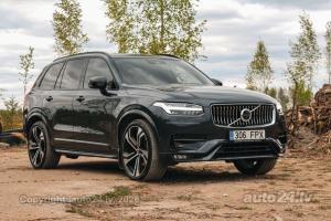 Grey Volvo XC90 2021 in Tallinn, with an engine capacity of 2.00 L and mileage of 116 thousand km for 49500 €, photo 3 on AUTOMOTO.COM.LV