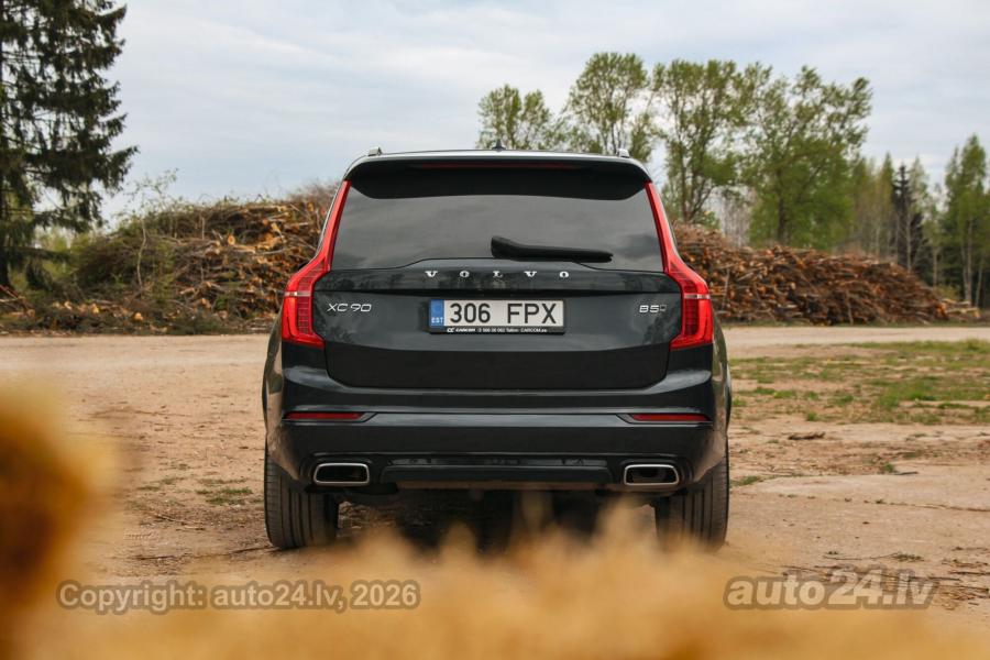Grey Volvo XC90 2021 in Tallinn, with an engine capacity of 2.00 L and mileage of 116 thousand km for 49500 €, photo 5 on AUTOMOTO.COM.LV