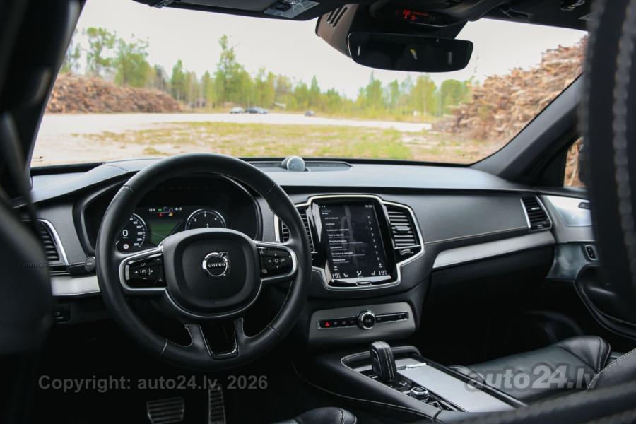 Grey Volvo XC90 2021 in Tallinn, with an engine capacity of 2.00 L and mileage of 116 thousand km for 49500 €, photo 14 on AUTOMOTO.COM.LV