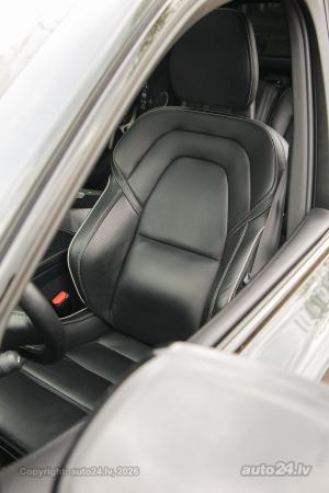 Grey Volvo XC90 2021 in Tallinn, with an engine capacity of 2.00 L and mileage of 116 thousand km for 49500 €, photo 25 on AUTOMOTO.COM.LV