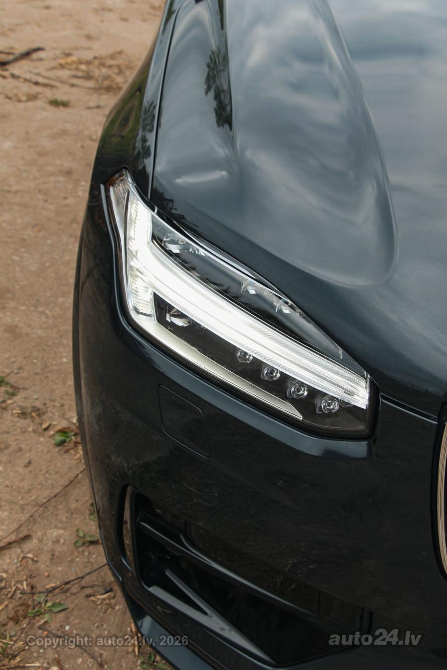 Grey Volvo XC90 2021 in Tallinn, with an engine capacity of 2.00 L and mileage of 116 thousand km for 49500 €, photo 26 on AUTOMOTO.COM.LV