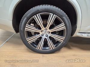 Pelēks Volvo XC90 2022 Tallina, ar dzinēja tilpumu 2.00 L un nobraukumu 63 tūkst. km par 54900 €, foto 23 vietnē AUTOMOTO.COM.LV