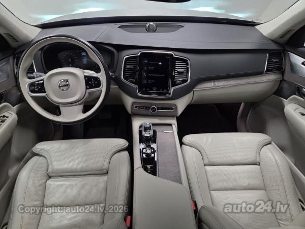 Pelēks Volvo XC90 2022 Tallina, ar dzinēja tilpumu 2.00 L un nobraukumu 63 tūkst. km par 54900 €, foto 7 vietnē AUTOMOTO.COM.LV