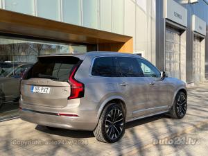 Pelēks Volvo XC90 2025 Tartu, ar dzinēja tilpumu 2.00 L un nobraukumu 5 tūkst. km par 85900 €, foto 4 vietnē AUTOMOTO.COM.LV