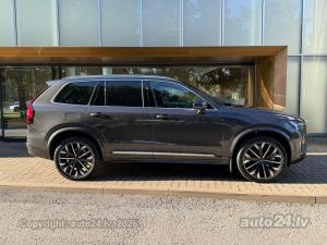 Pelēks Volvo XC90 2026 Tartu, ar dzinēja tilpumu 2.00 L un nobraukumu 3 tūkst. km par 78000 €, foto 3 vietnē AUTOMOTO.COM.LV