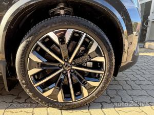 Pelēks Volvo XC90 2026 Tartu, ar dzinēja tilpumu 2.00 L un nobraukumu 3 tūkst. km par 78000 €, foto 16 vietnē AUTOMOTO.COM.LV