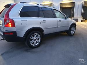 Volvo XC90 2004 in Kaunas, with an engine capacity of 2.40 L and mileage of 30 thousand km for 1750 €, photo 6 on AUTOMOTO.COM.LV