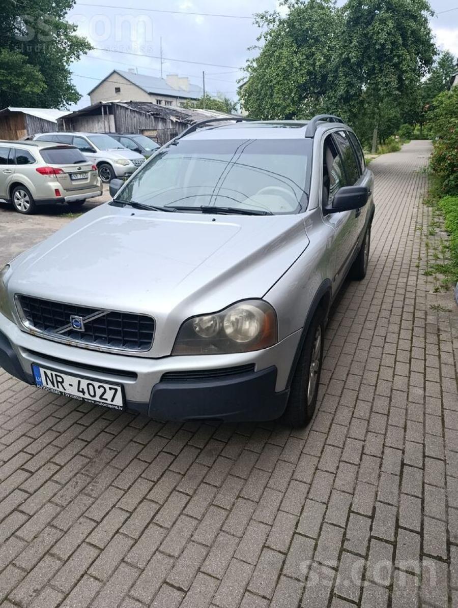 Volvo XC90 2004 Rīga, ar dzinēja tilpumu 2.40 L un nobraukumu 404 tūkst. km par 2999 €, foto 1 vietnē AUTOMOTO.COM.LV