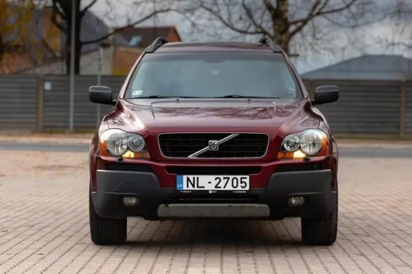Sarkans Volvo XC90 2003 Jelgava, ar dzinēja tilpumu 2.40 L un nobraukumu 352 tūkst. km par 5400 €, foto 3 vietnē AUTOMOTO.COM.LV