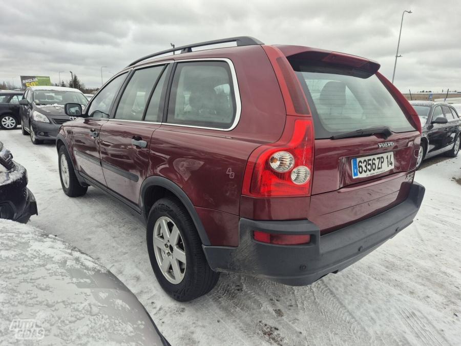 Sarkans Volvo XC90 2004 Utena, ar dzinēja tilpumu 2.40 L un nobraukumu 305 tūkst. km par 3700 €, foto 4 vietnē AUTOMOTO.COM.LV