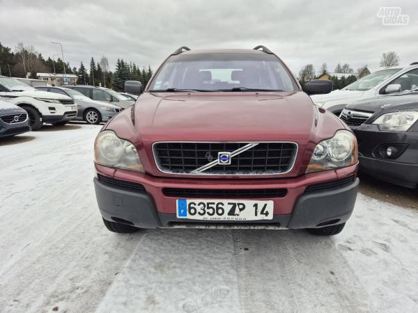 Red Volvo XC90 2004 in Utena, with an engine capacity of 2.40 L and mileage of 305 thousand km for 3700 €, photo 5 on AUTOMOTO.COM.LV