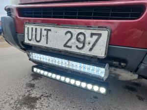 Red Volvo XC90 2004 in Riga, with an engine capacity of 2.50 L and mileage of 300 thousand km for 1490 €, photo 7 on AUTOMOTO.COM.LV