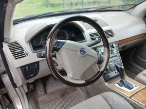 Sarkans Volvo XC90 2005 Rīga, ar dzinēja tilpumu 2.50 L un nobraukumu 269 tūkst. km par 4600 €, foto 3 vietnē AUTOMOTO.COM.LV