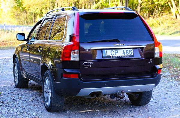 Sarkans Volvo XC90 2006 Kretinga, ar dzinēja tilpumu 2.40 L un nobraukumu 307 tūkst. km par 6299 €, foto 6 vietnē AUTOMOTO.COM.LV