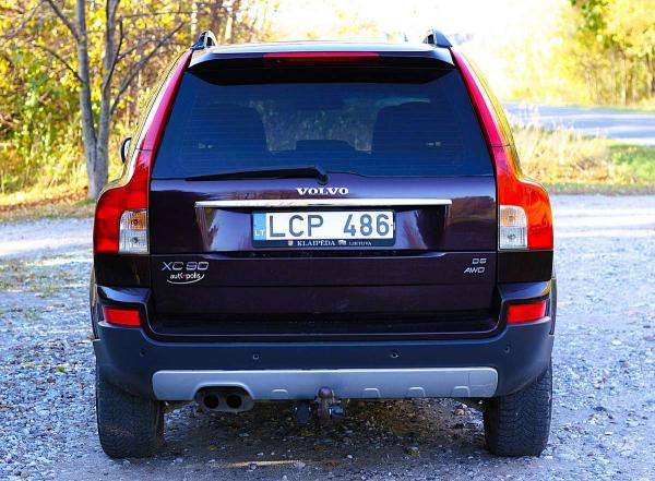 Sarkans Volvo XC90 2006 Kretinga, ar dzinēja tilpumu 2.40 L un nobraukumu 307 tūkst. km par 6299 €, foto 7 vietnē AUTOMOTO.COM.LV