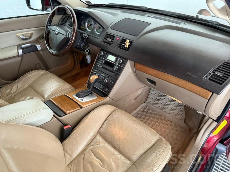 Красный Вольво ХС90 2006 в Рига, объемом двигателя 2.40 л и пробегом 358 тыс. км за 3900 €, фото 13 на AUTOMOTO.COM.LV