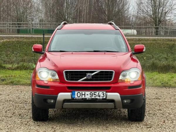 Red Volvo XC90 2007 in Jelgava, with an engine capacity of 2.40 L and mileage of 290 thousand km for 7990 €, photo 2 on AUTOMOTO.COM.LV