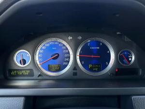 Sarkans Volvo XC90 2007 Jelgava, ar dzinēja tilpumu 2.40 L un nobraukumu 290 tūkst. km par 7990 €, foto 19 vietnē AUTOMOTO.COM.LV