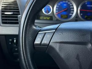 Sarkans Volvo XC90 2007 Jelgava, ar dzinēja tilpumu 2.40 L un nobraukumu 290 tūkst. km par 7990 €, foto 26 vietnē AUTOMOTO.COM.LV