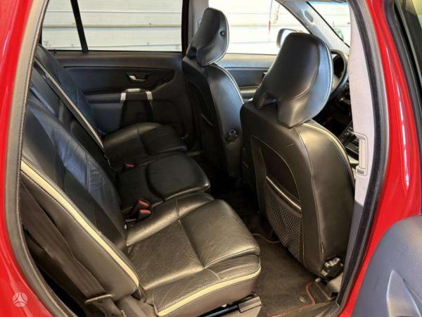 Sarkans Volvo XC90 2007 Radviliškis, ar dzinēja tilpumu 2.40 L un nobraukumu 363 tūkst. km par 5950 €, foto 9 vietnē AUTOMOTO.COM.LV
