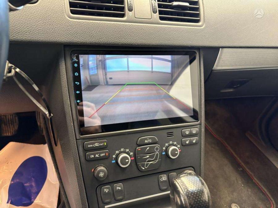 Red Volvo XC90 2007 in Radviliskis, with an engine capacity of 2.40 L and mileage of 363 thousand km for 5950 €, photo 15 on AUTOMOTO.COM.LV