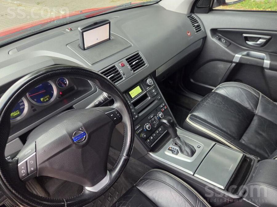 Sarkans Volvo XC90 2007 Jelgava, ar dzinēja tilpumu 2.40 L un nobraukumu 0 tūkst. km par 6200 €, foto 13 vietnē AUTOMOTO.COM.LV